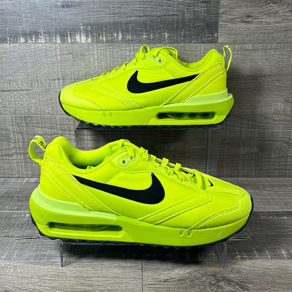 Nike | Shoes | Nike W Air Max Dawn | Poshmark